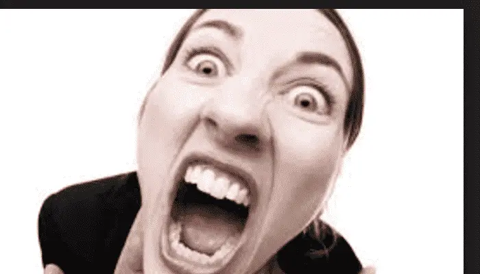 Miedo A Los Espejos: Causas, Síntomas Tratamientos